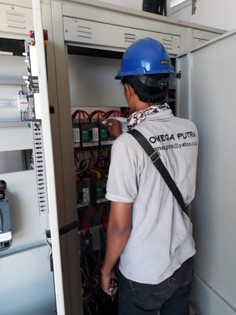 Instalasi (Divisi Elektrik dan Listrik Industri) – Omega Putra